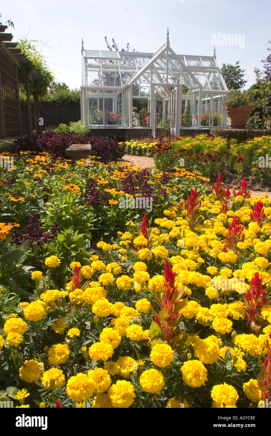Garden at Capel Manor College Enfield Middlesex uk Stock Photo - Alamy