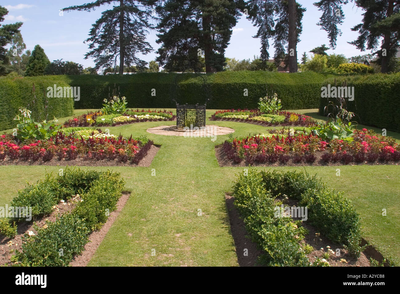 Garden at Capel Manor College Enfield Middlesex uk Stock Photo - Alamy