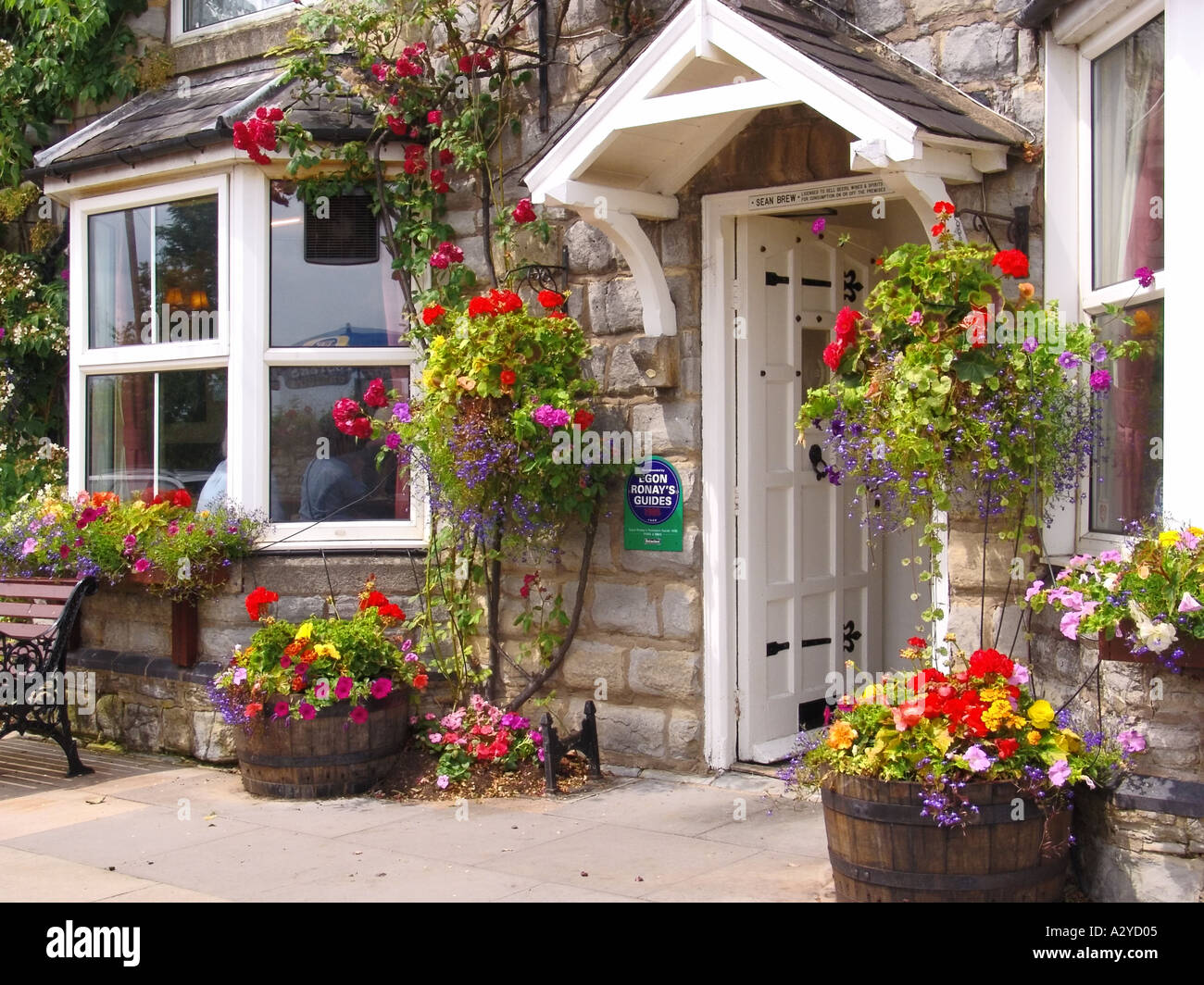 Alcester pub hi-res stock photography and images - Alamy