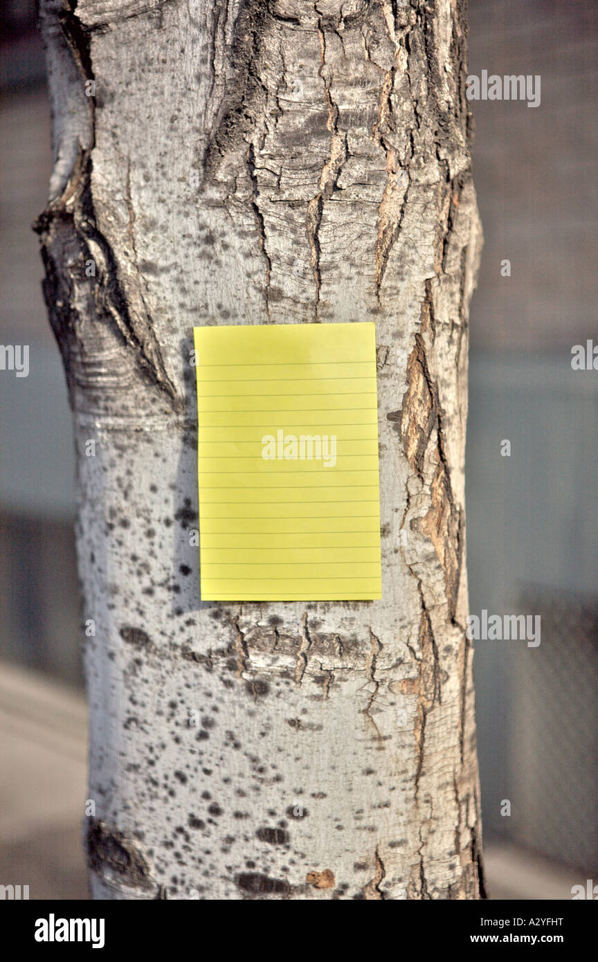 post it blank sign Stock Photo - Alamy