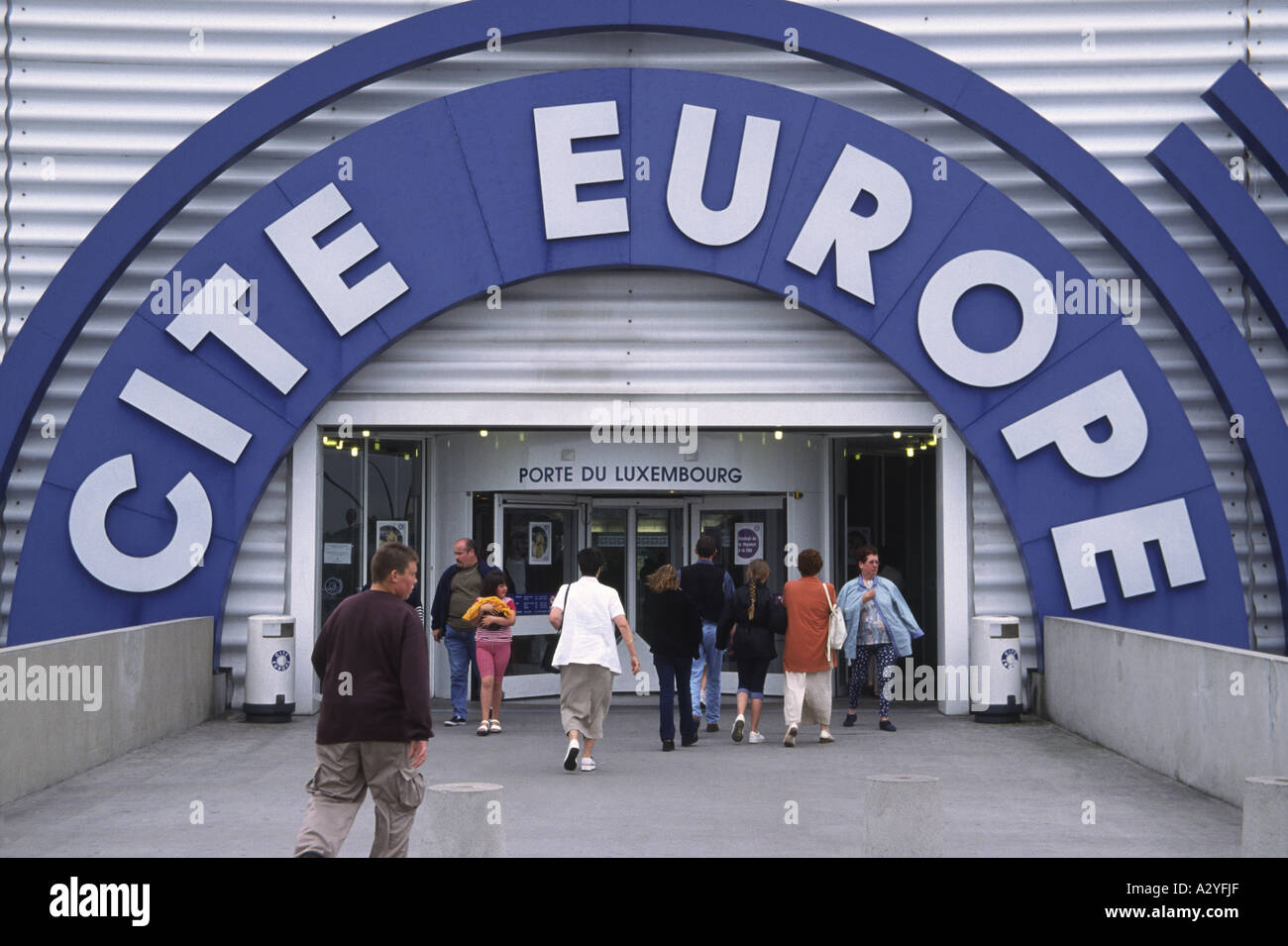 Duty free shopping france hypermarket hi-res stock photography and ...