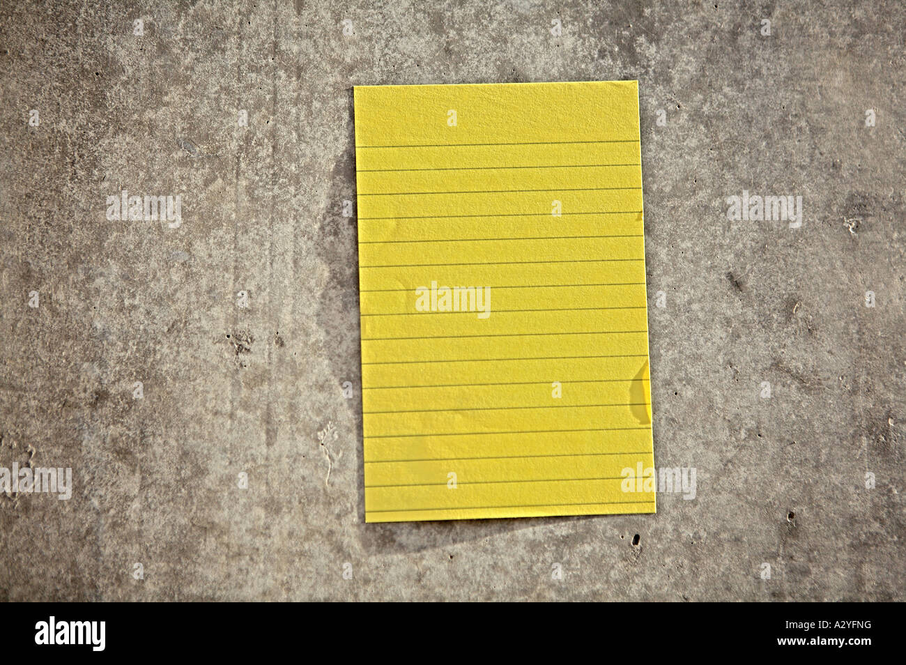 post it blank sign Stock Photo - Alamy