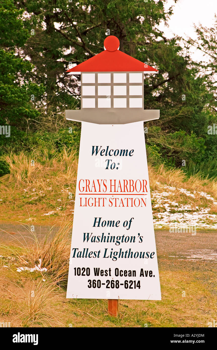 Image of the Grays Harbor Lighthouse welcome sign Stock Photo - Alamy
