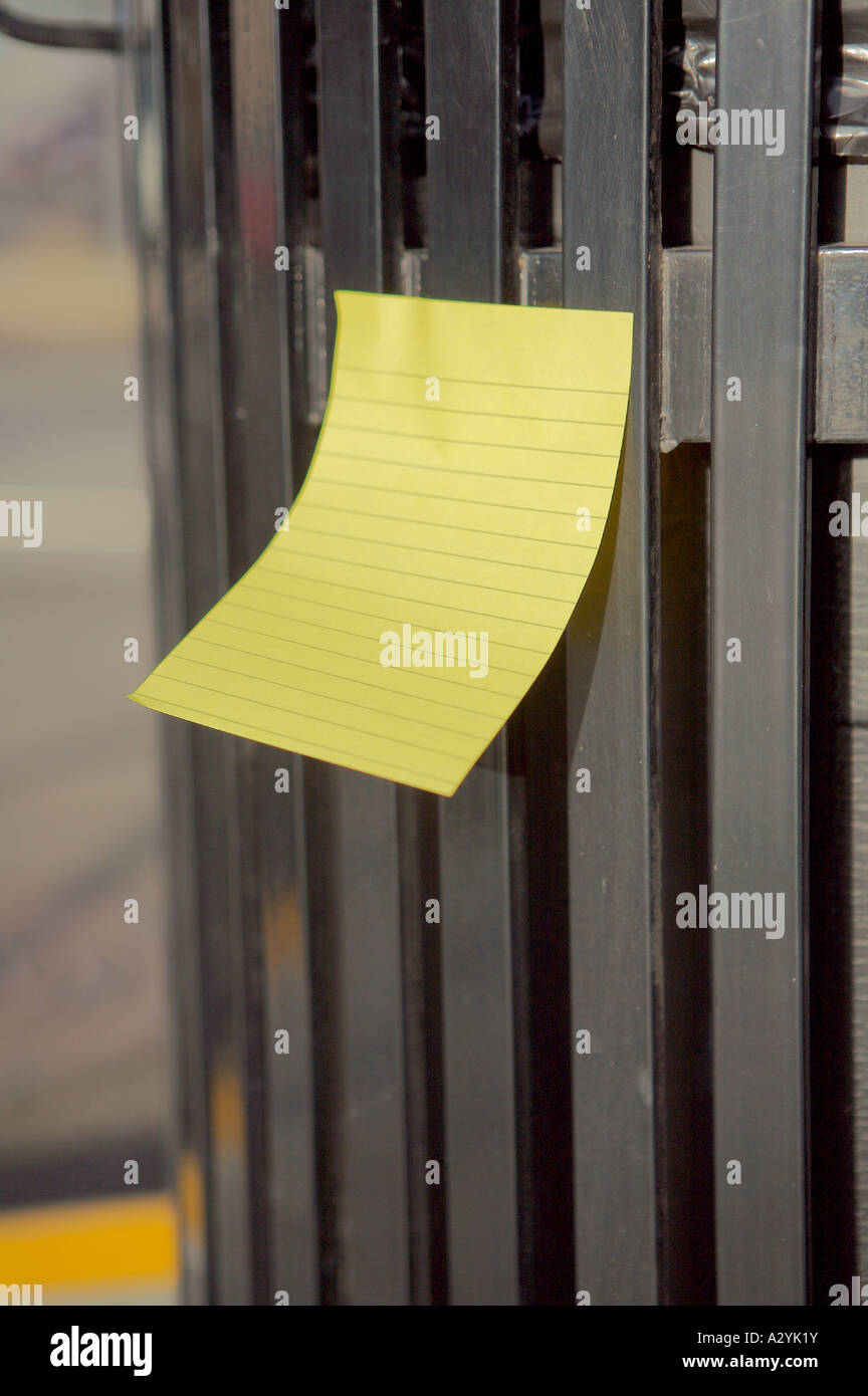 note blank sign Stock Photo - Alamy