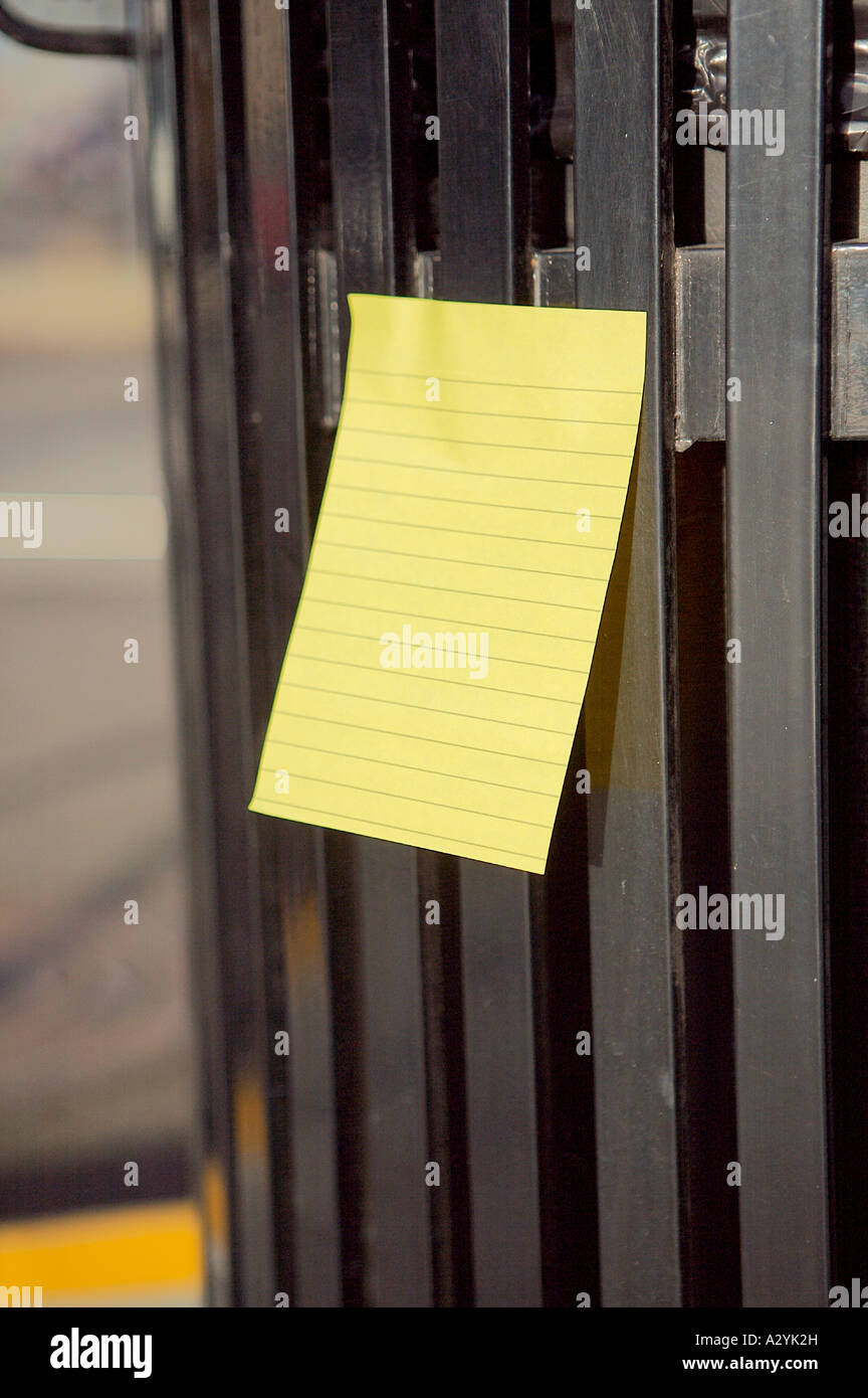 note blank sign Stock Photo - Alamy