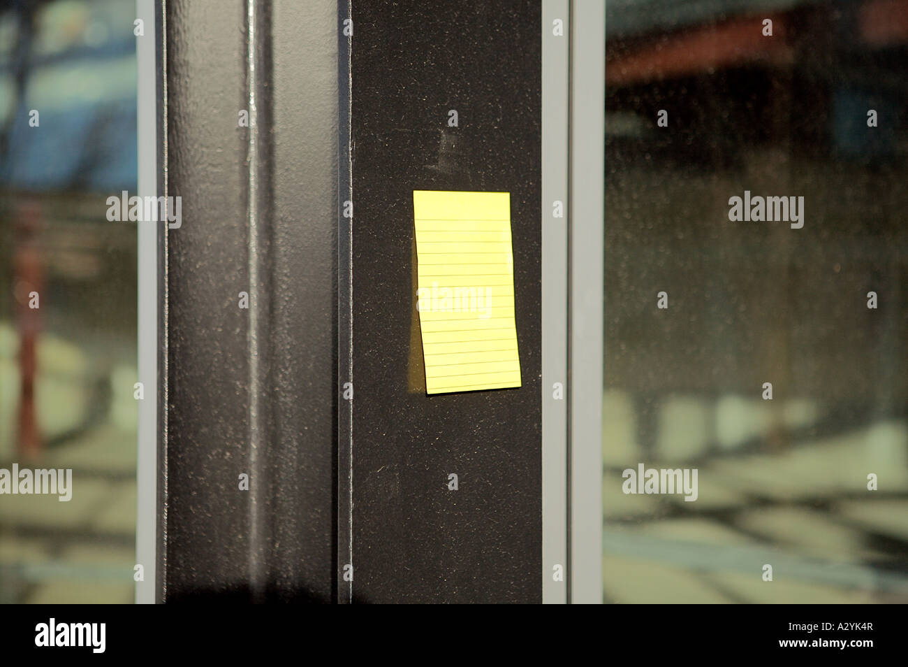 note blank sign Stock Photo - Alamy