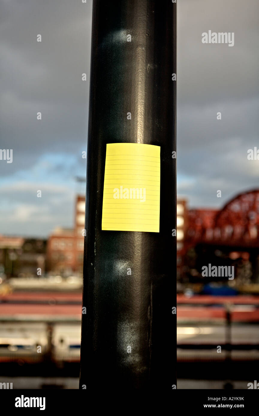 note blank sign Stock Photo - Alamy