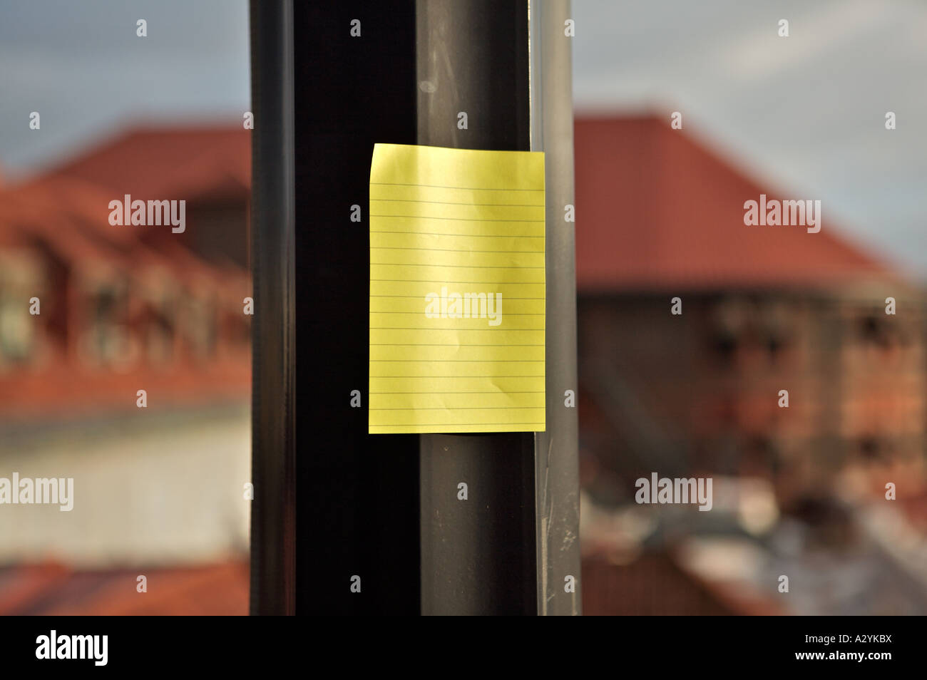 post it notepad blank note Stock Photo - Alamy