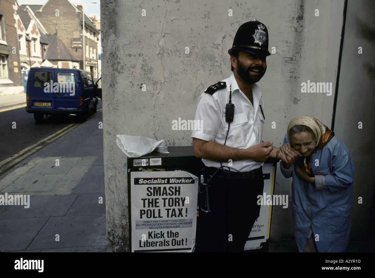 community policeman pc harris london bick lane london 1991 Stock Photo ...