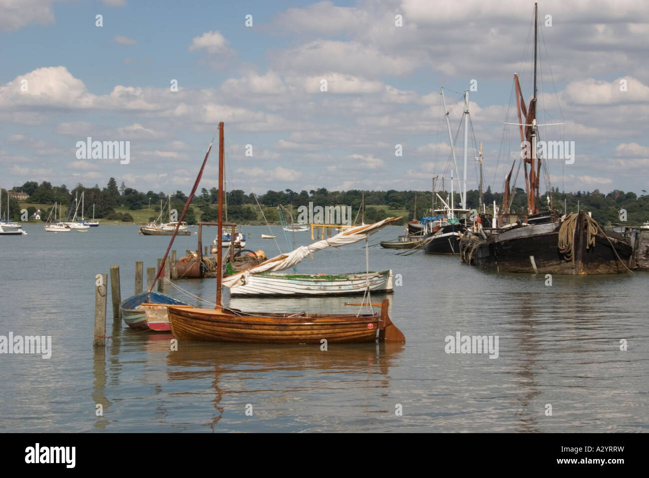 Sailing barge pin mill hi-res stock photography and images - Alamy