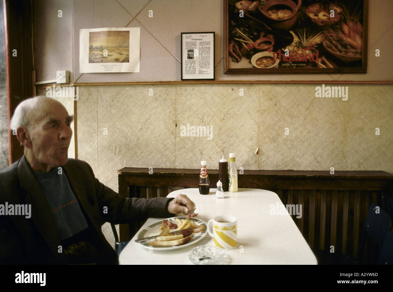 Chiswick cafes hi-res stock photography and images - Alamy