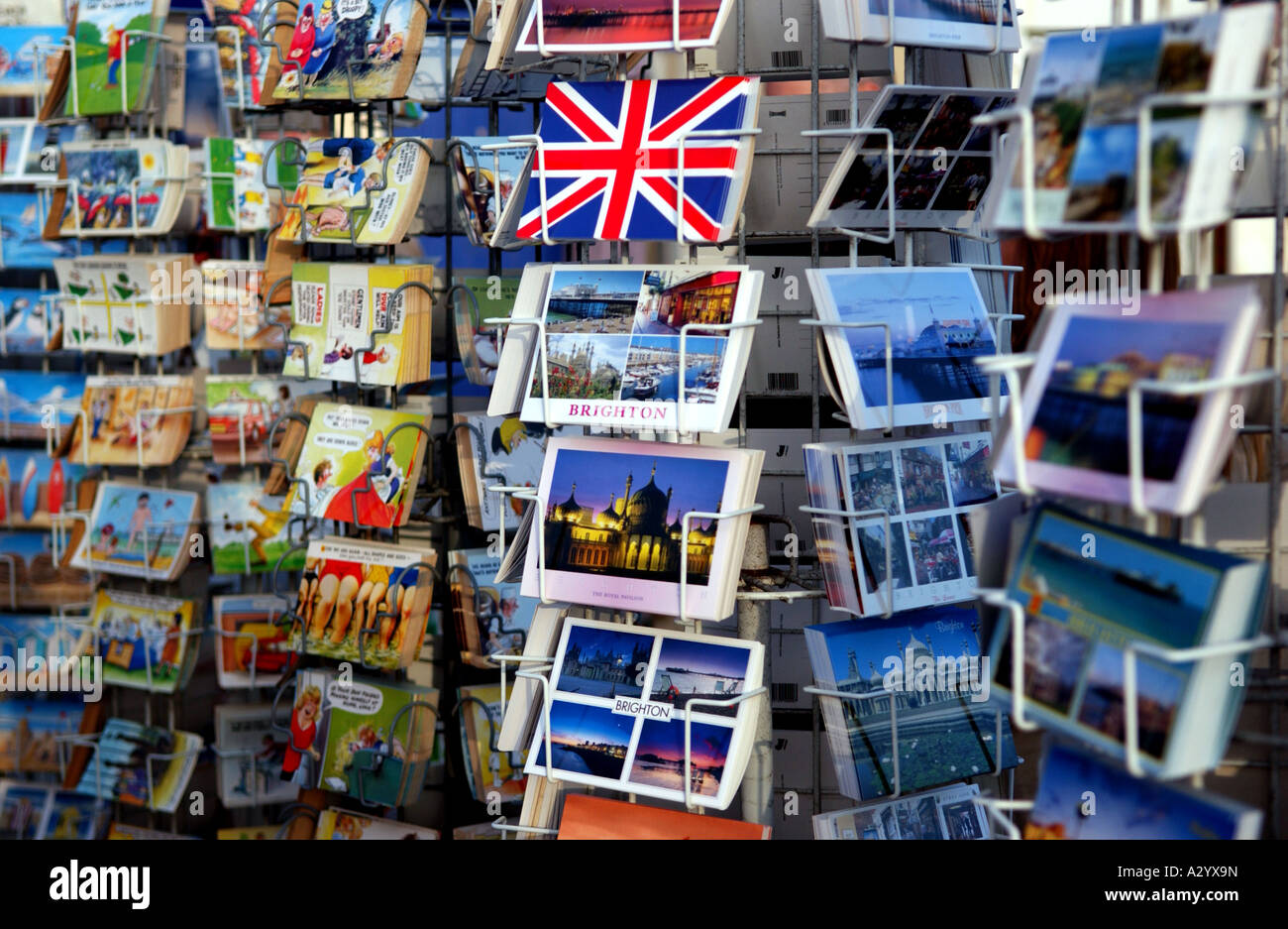 Seaside postcards hi-res stock photography and images - Alamy