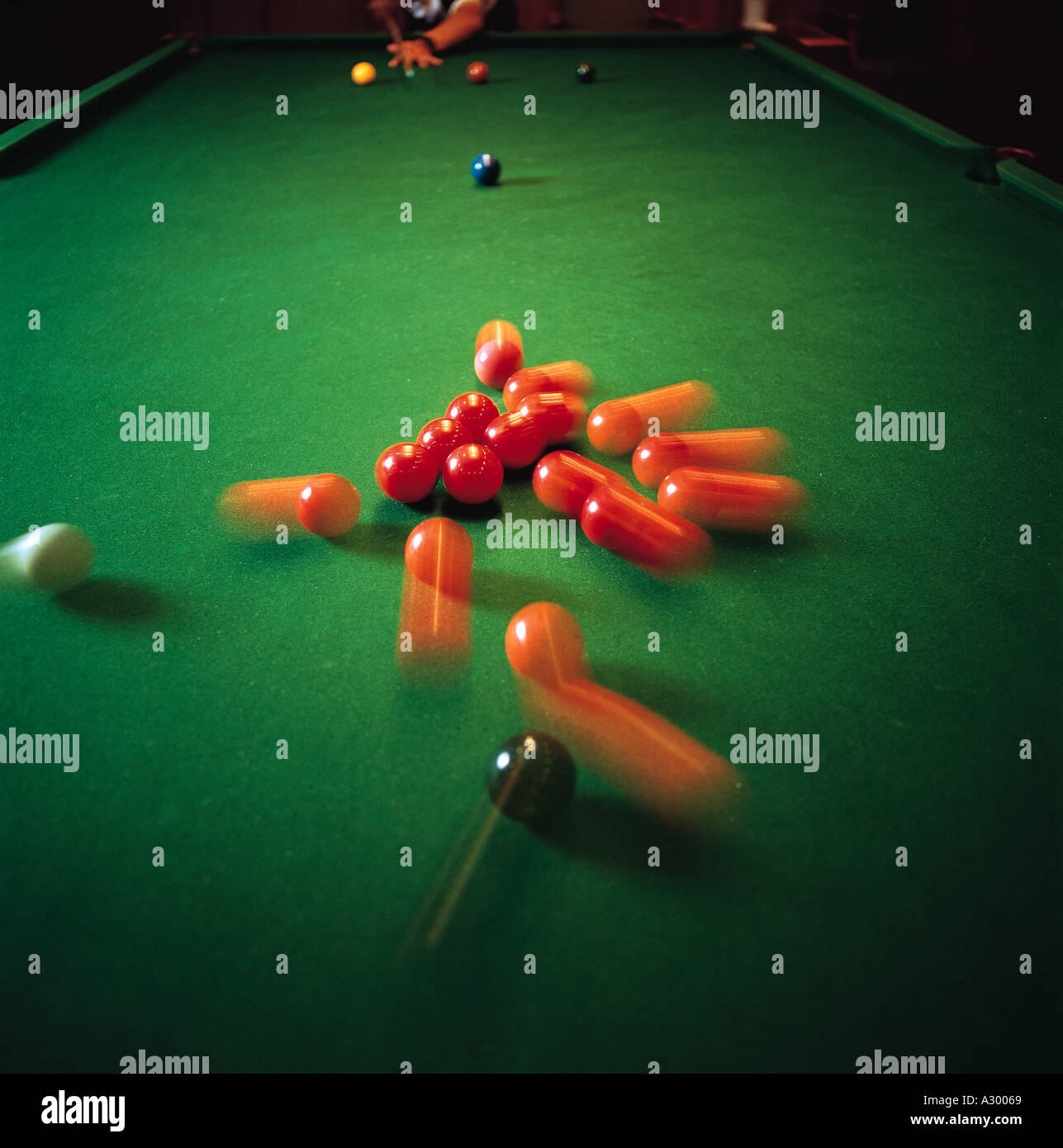 Billiards black hi-res stock photography and images - Alamy