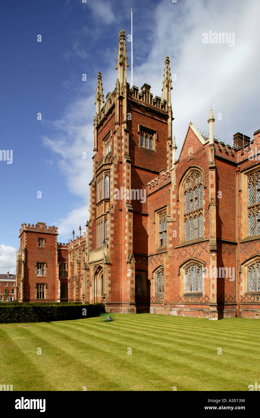 Queen’s university belfast hi-res stock photography and images - Alamy