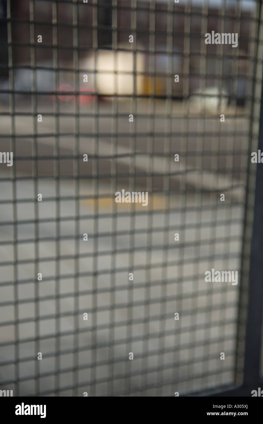 Metal wire frame hi-res stock photography and images - Alamy