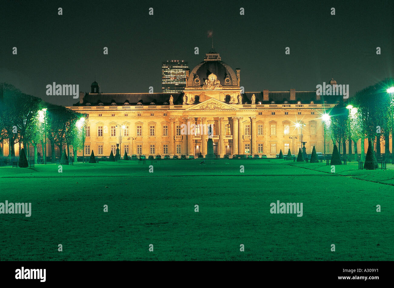 A classical European building Stock Photo - Alamy