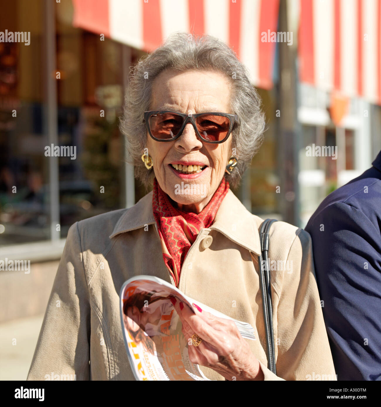 Gigilo hi-res stock photography and images - Alamy