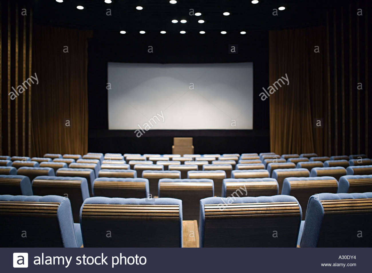 Cinema Hall Projector Stock Photos & Cinema Hall Projector Stock Images ...
