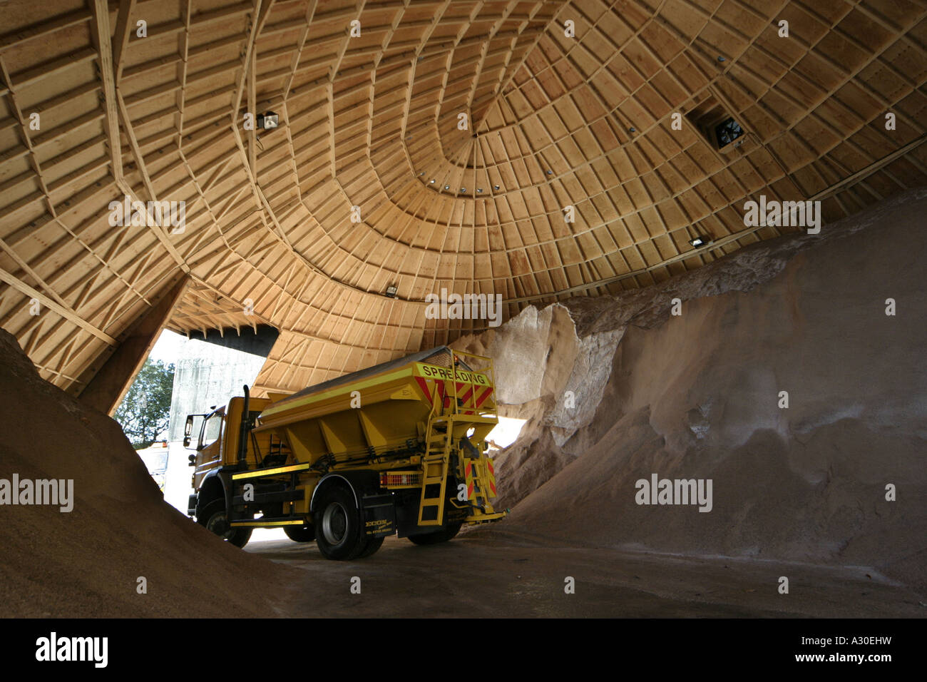 Salt dome storage grit hi-res stock photography and images - Alamy
