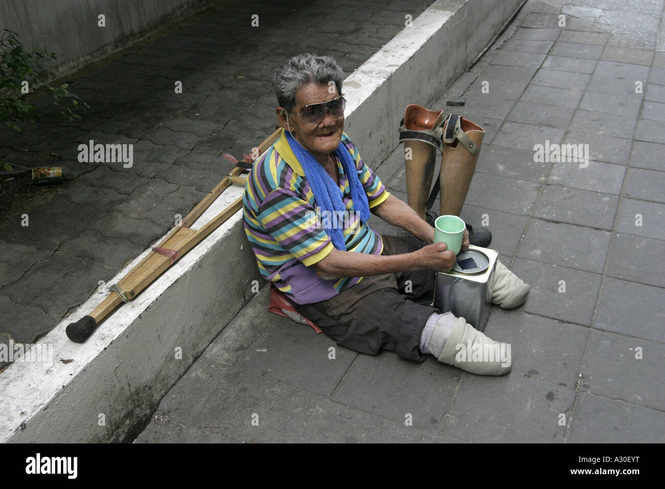 Amputee disabled begging begger hi-res stock photography and images - Alamy