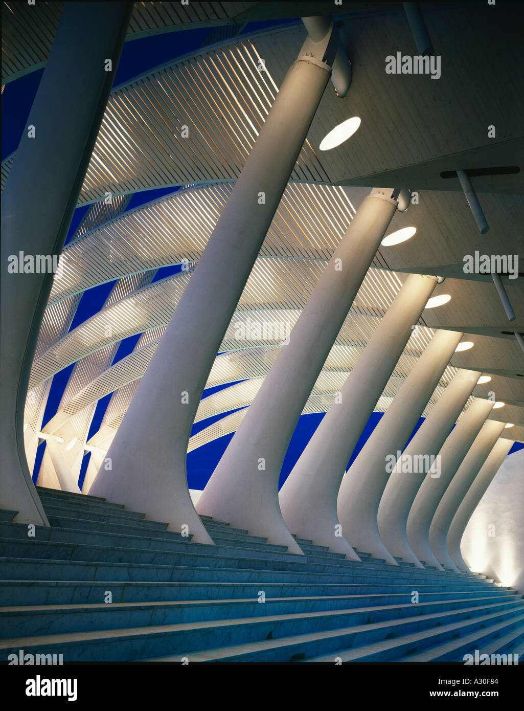 Expo 1992, Seville, Spain. Kuwait Pavilion. Architect: Santiago ...