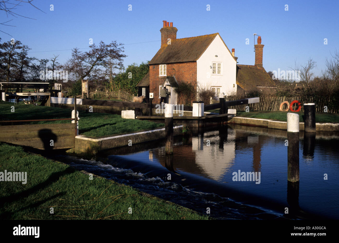 Lock keepers cottage near Send Surrey England Stock Photo - Alamy