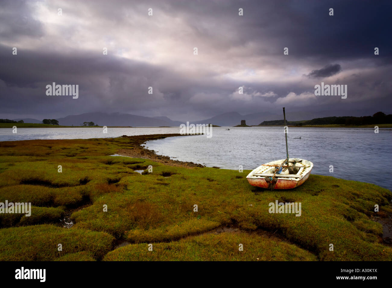 Castle toward scotland hi-res stock photography and images - Alamy