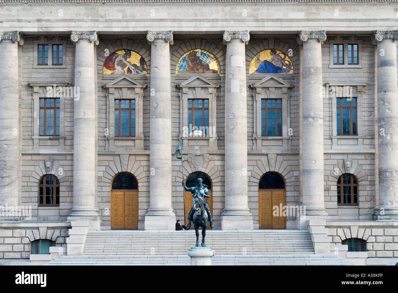State government office of bavaria hi-res stock photography and images ...
