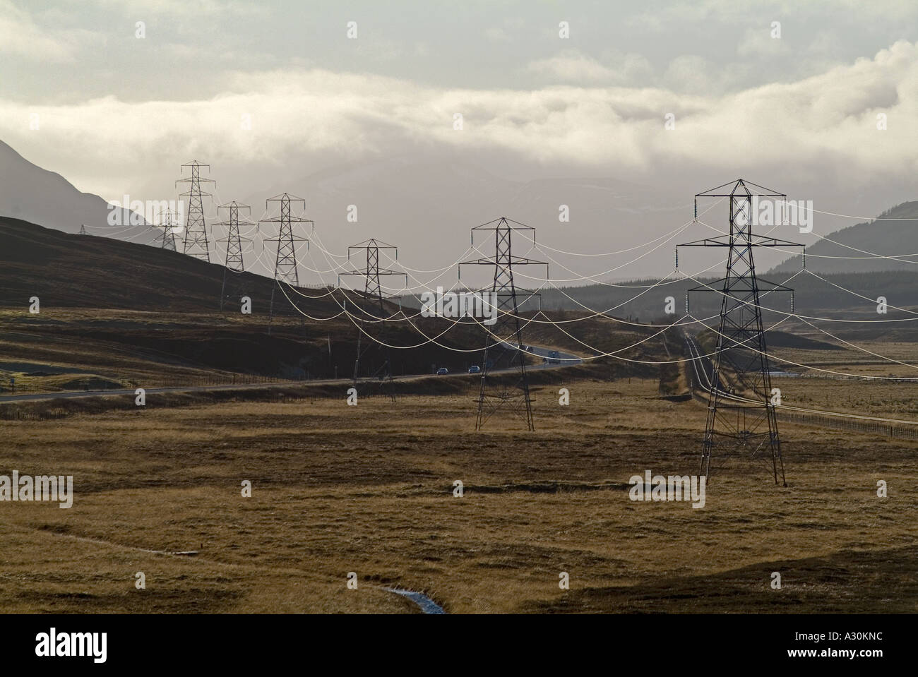 Electricity pylons scotland uk hi-res stock photography and images - Alamy