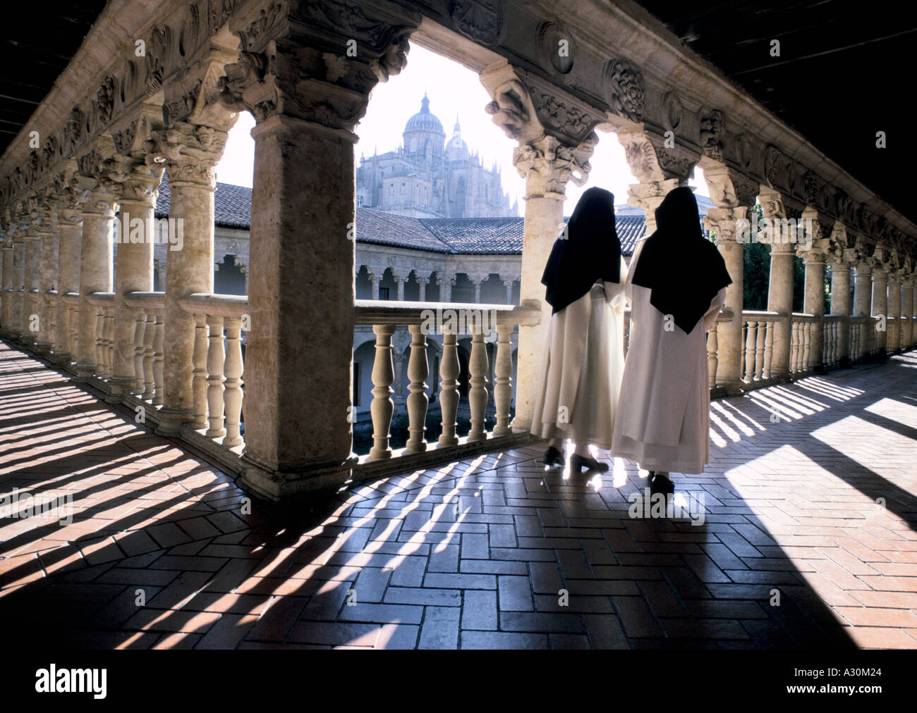 Nuns convent hi-res stock photography and images - Alamy