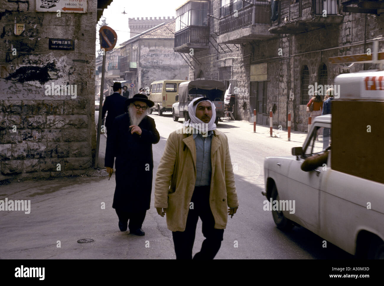 mea sharim quarter of jerusalem israel Stock Photo - Alamy