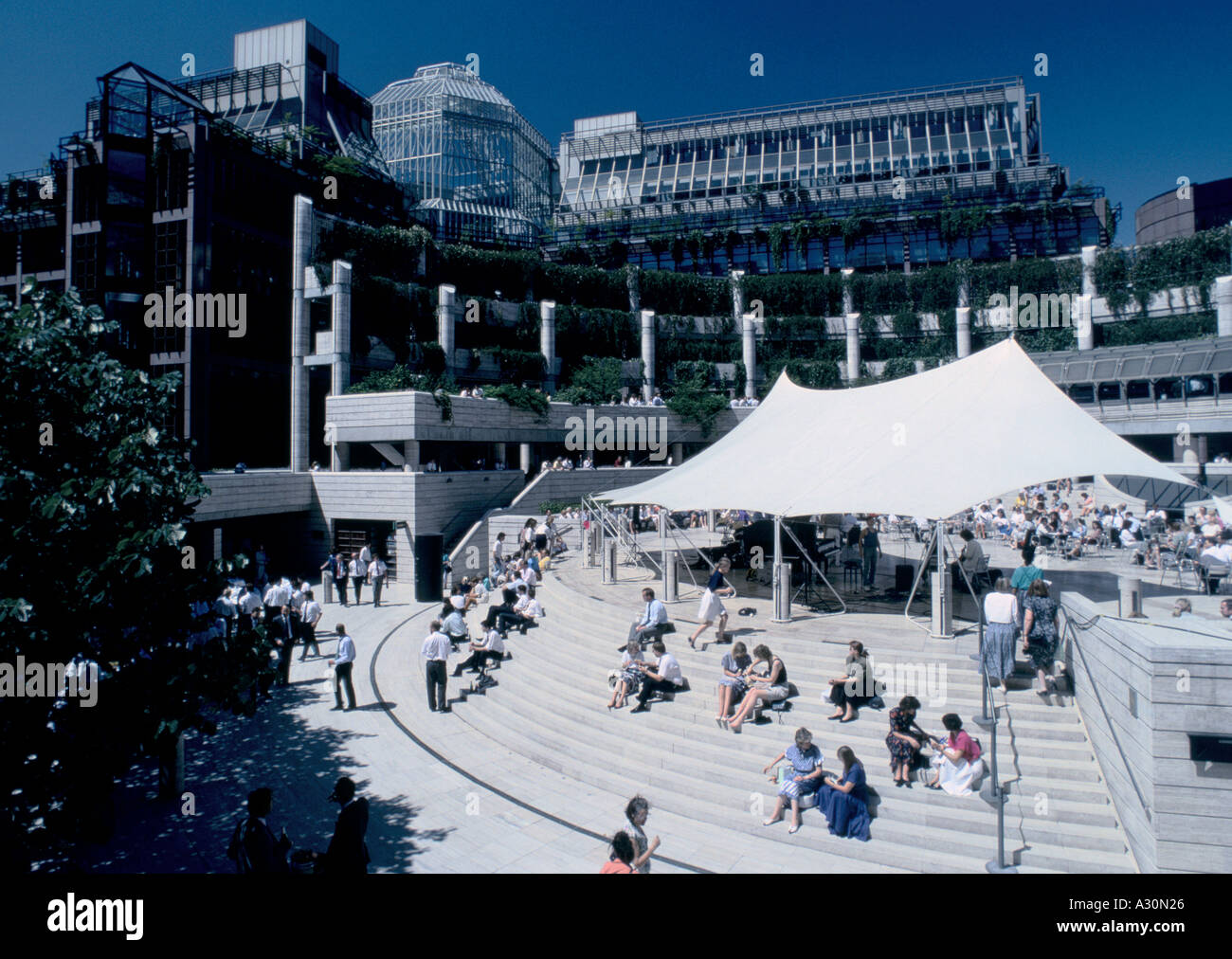 Broadgate circle hi-res stock photography and images - Alamy