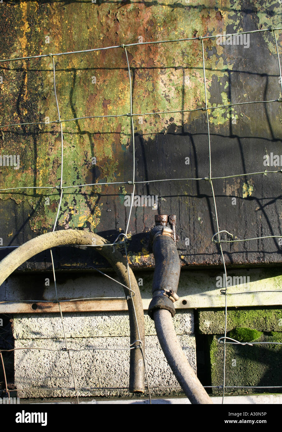 Water tank farm uk hi-res stock photography and images - Alamy