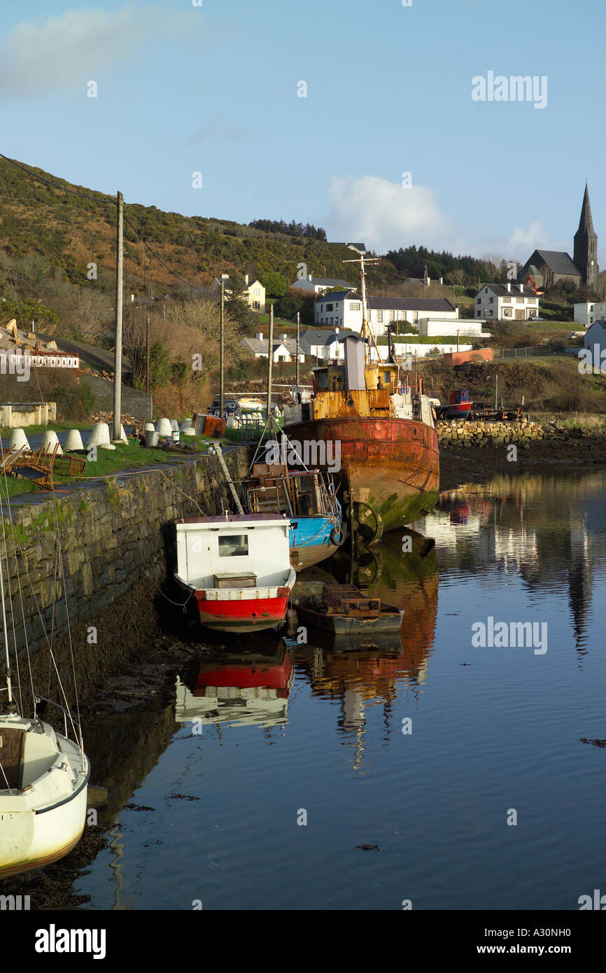 Harbor clifden hi-res stock photography and images - Alamy