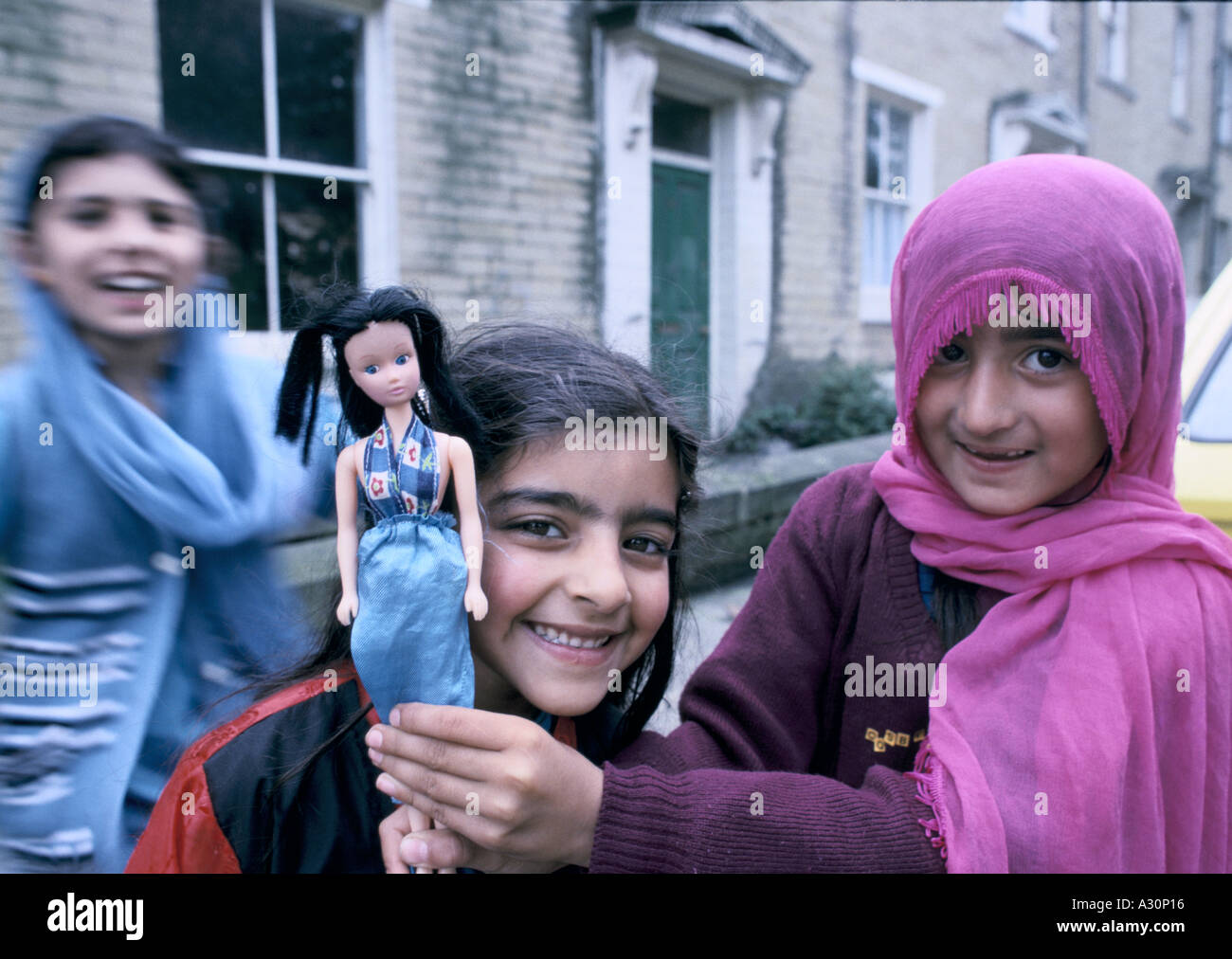 asian children in bradford Stock Photo - Alamy