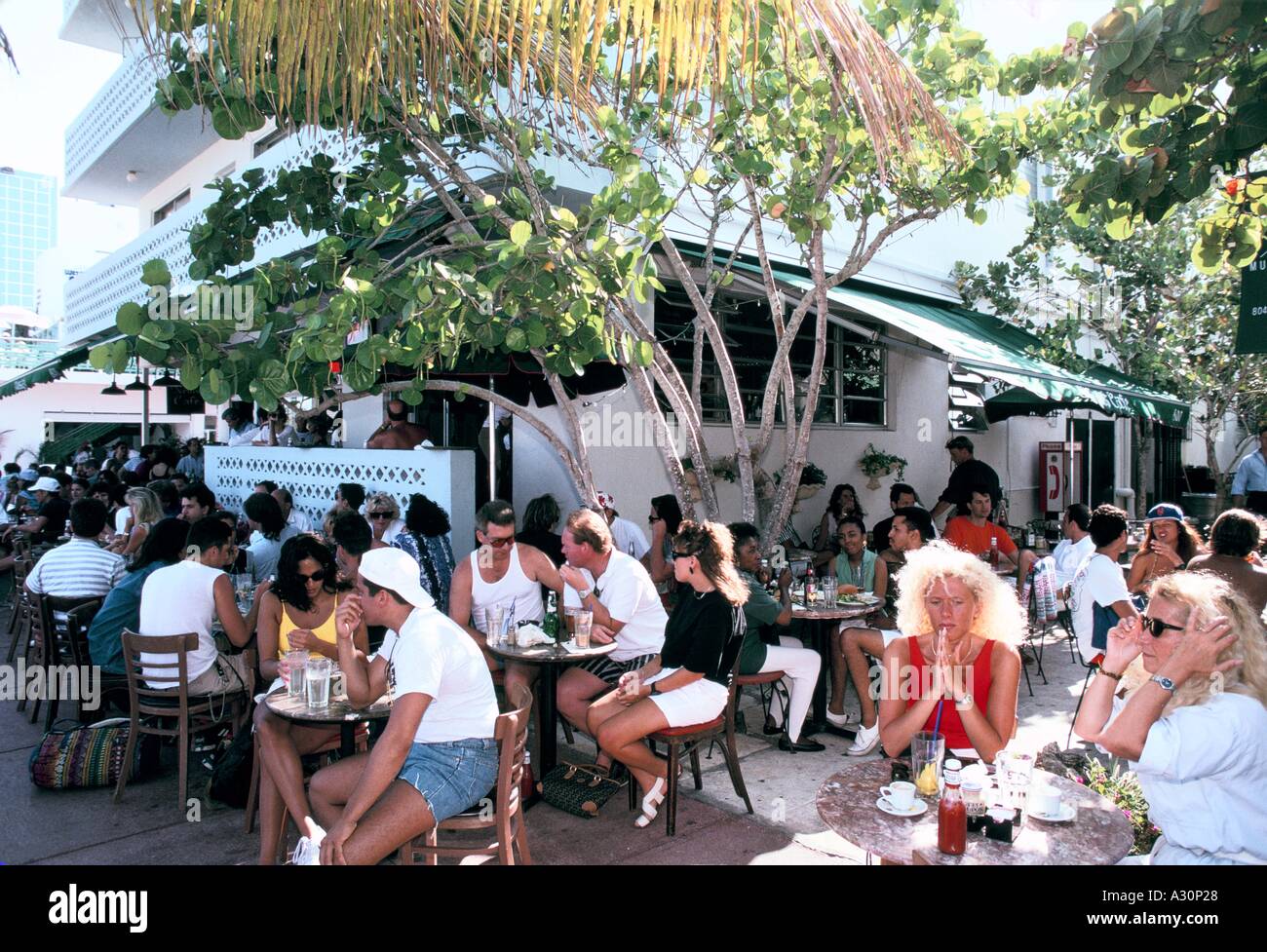 miami beach fl usa ocean drive news cafe 1992 Stock Photo - Alamy