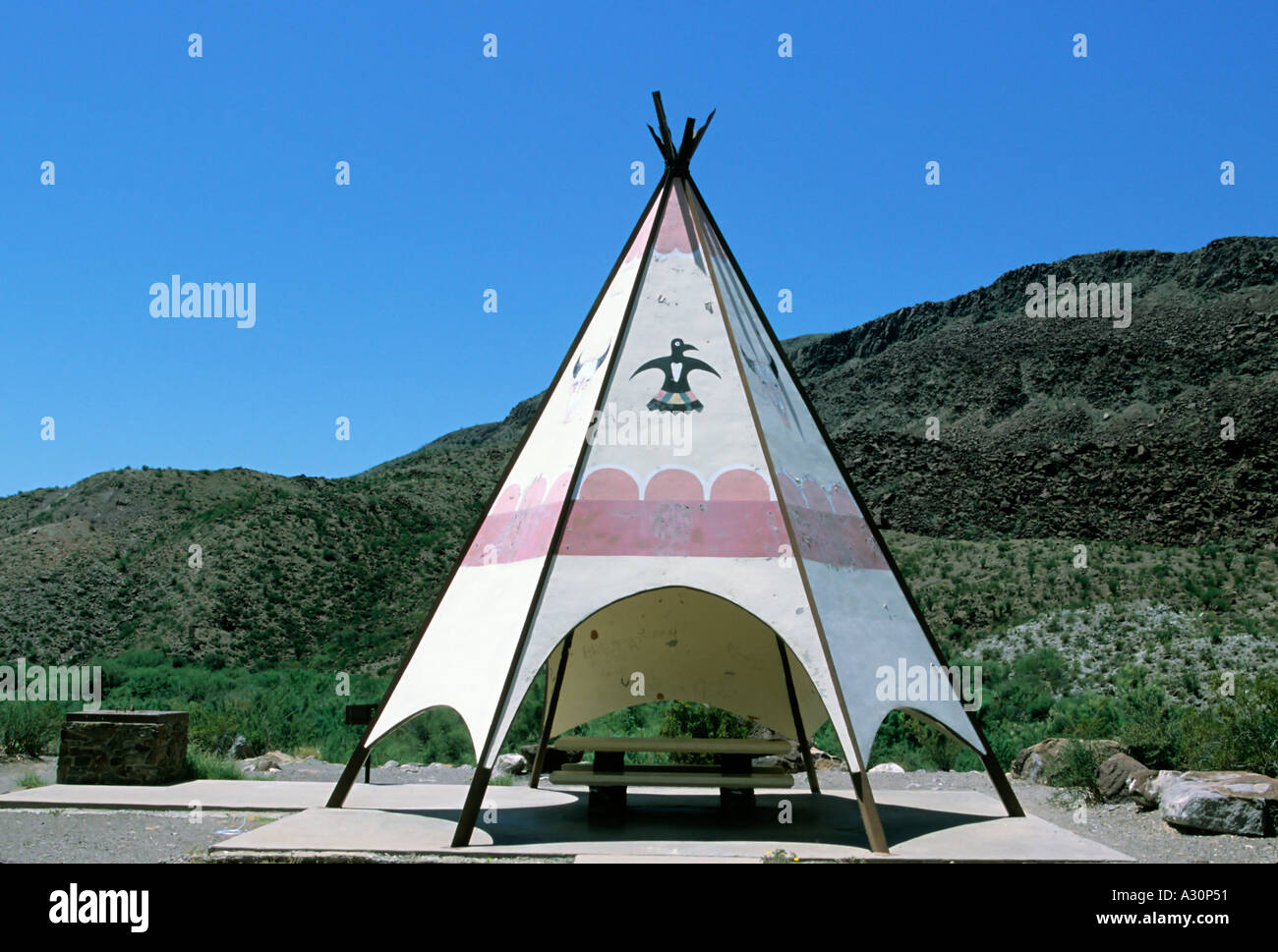 Tepee tepees tipi tipis teepee hi-res stock photography and images - Alamy