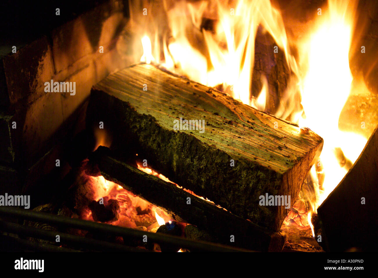 Fire cinders hi-res stock photography and images - Alamy