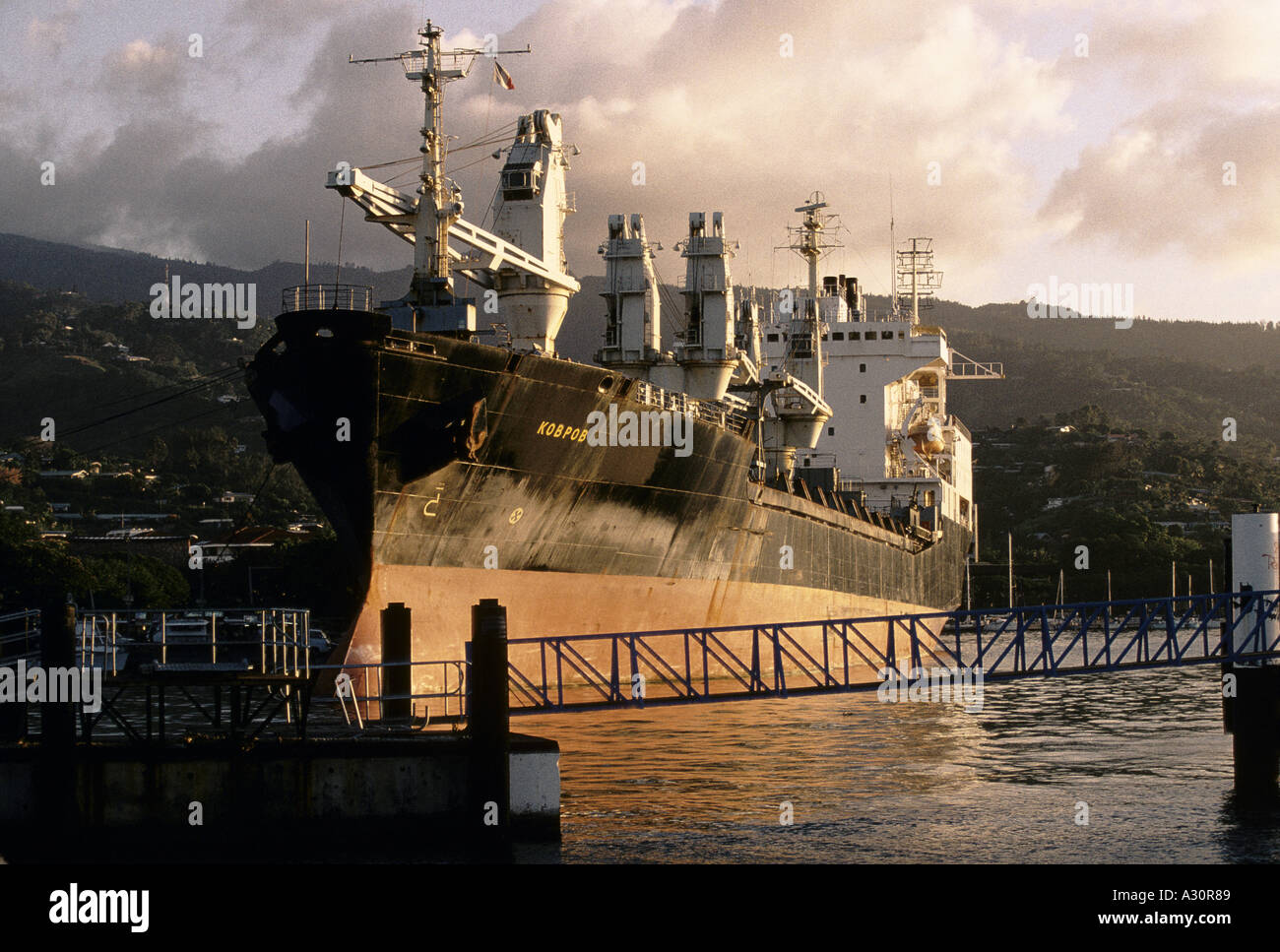 Port papeete tahiti french polynesia hi-res stock photography and ...