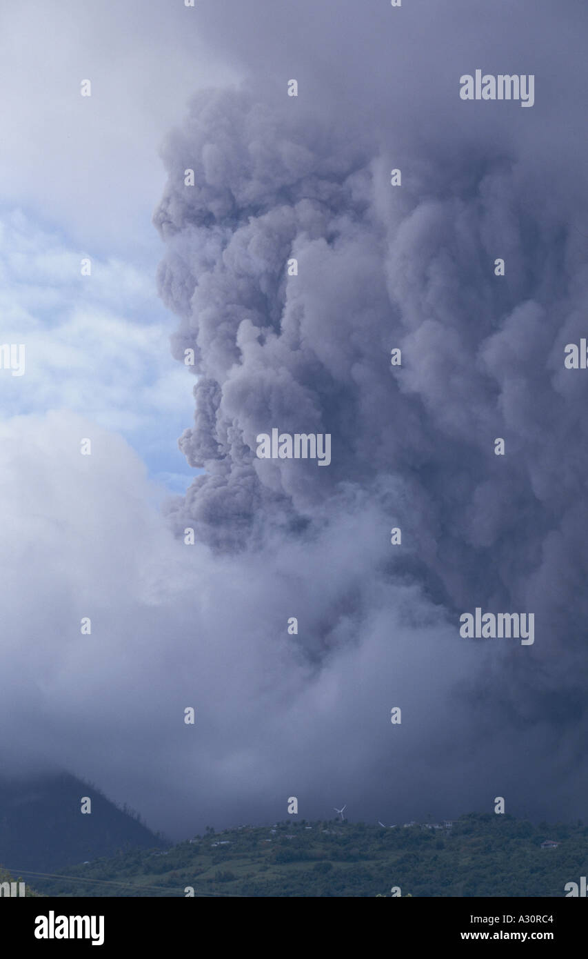 volcano over montserrat huge plume of volcanic ash rising 10 000 feet ...