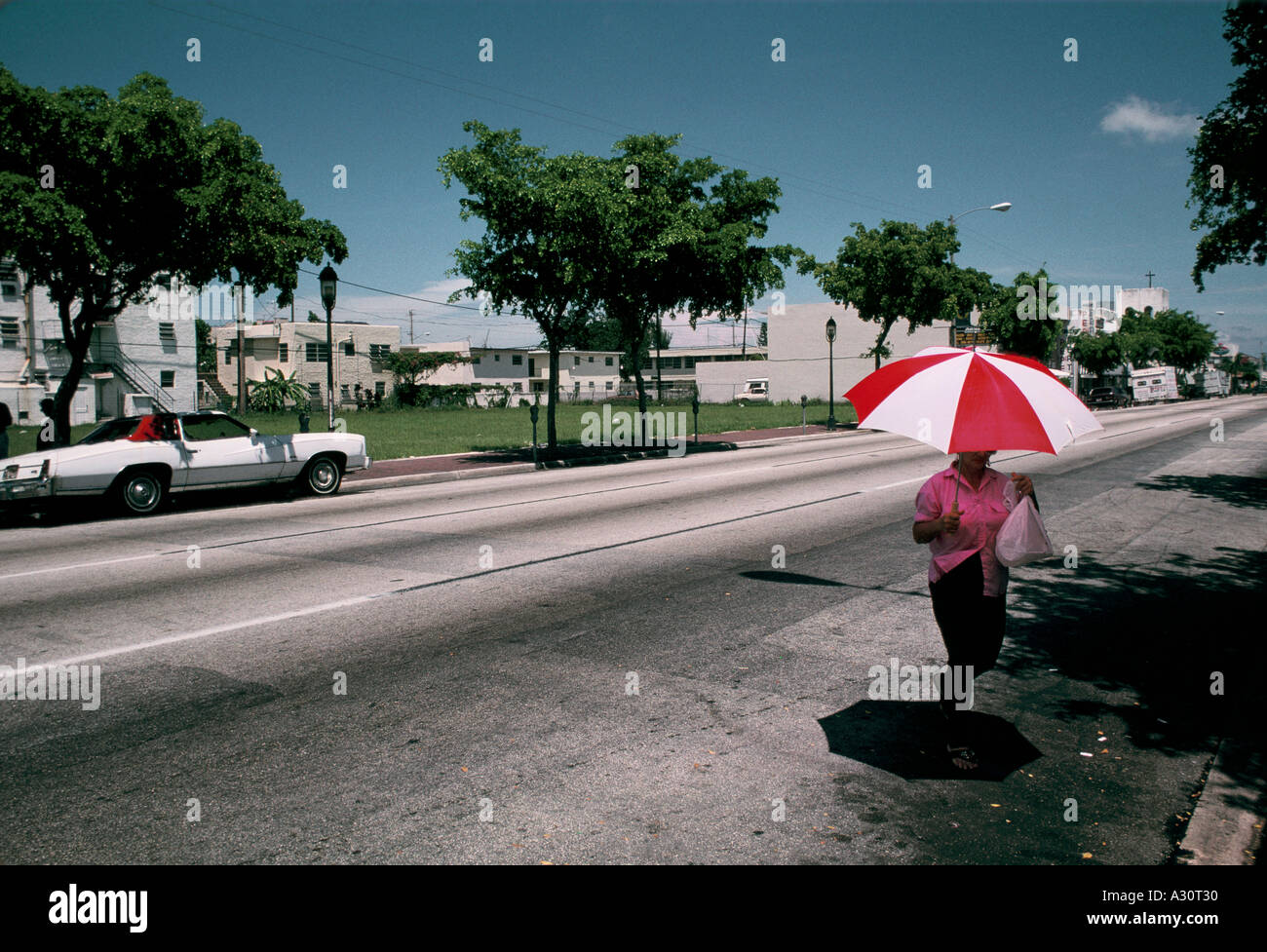 Suburban Street Scene High Resolution Stock Photography and Images - Alamy