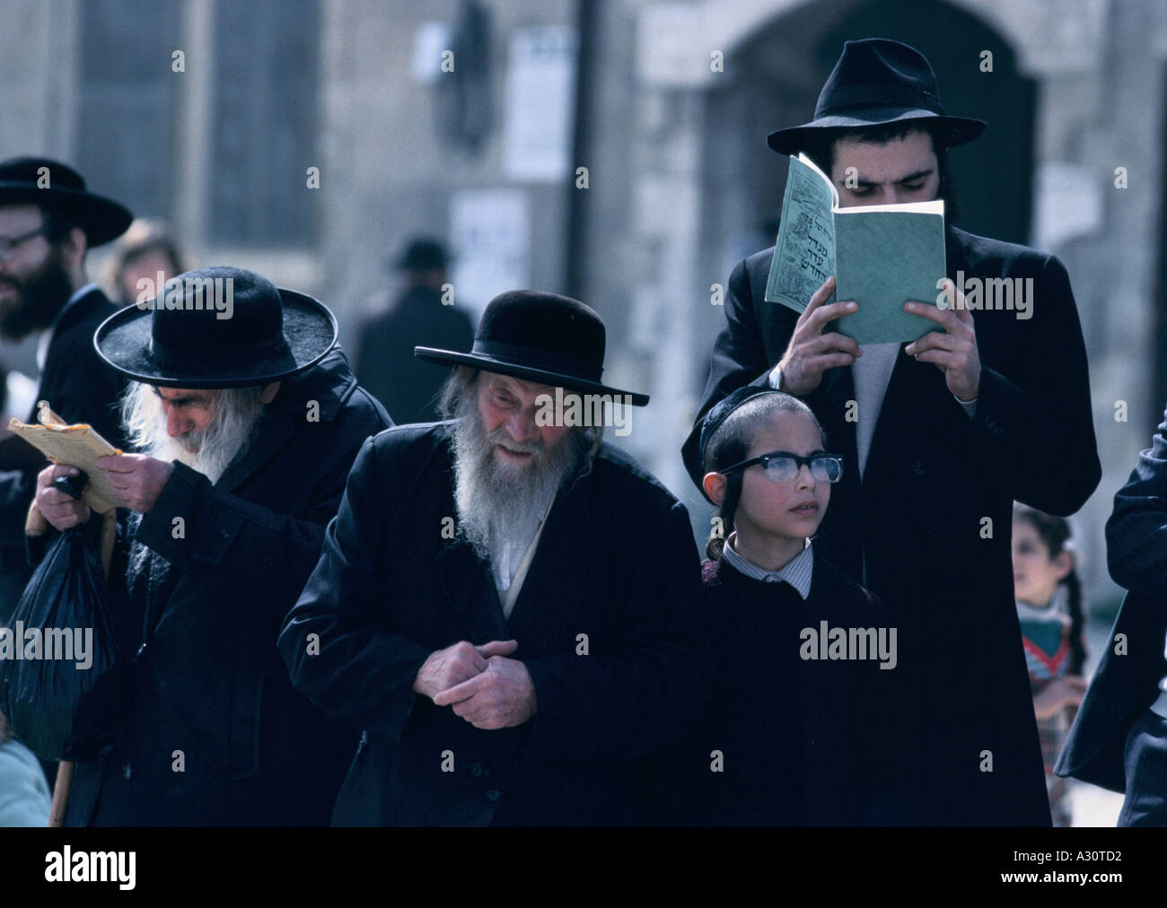 mea sharim passover israel Stock Photo - Alamy