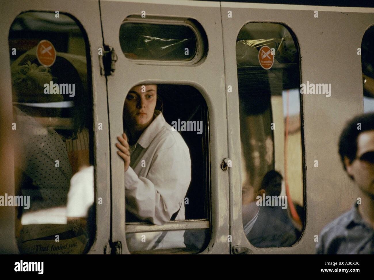 crowded train clapham junction london Stock Photo - Alamy