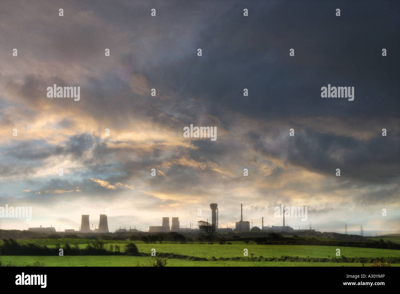 sellafield Nuclear Plant Stock Photo - Alamy