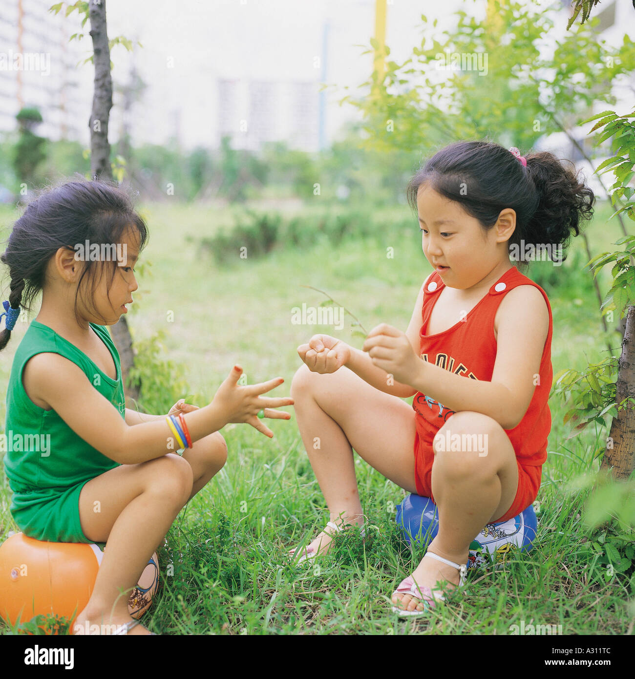 Rock paper scissors play children hi-res stock photography and images ...