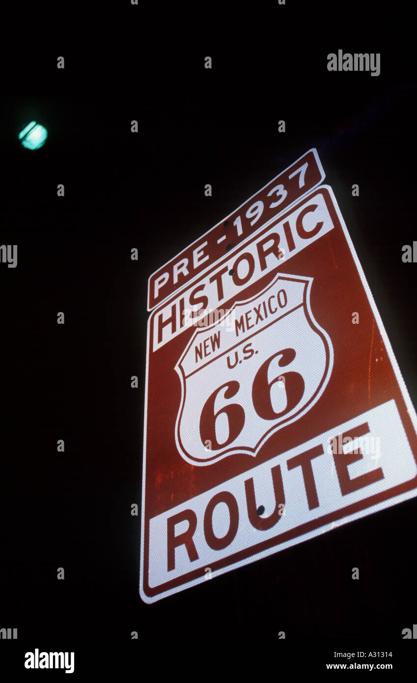 Santa fe route 66 sign hi-res stock photography and images - Alamy