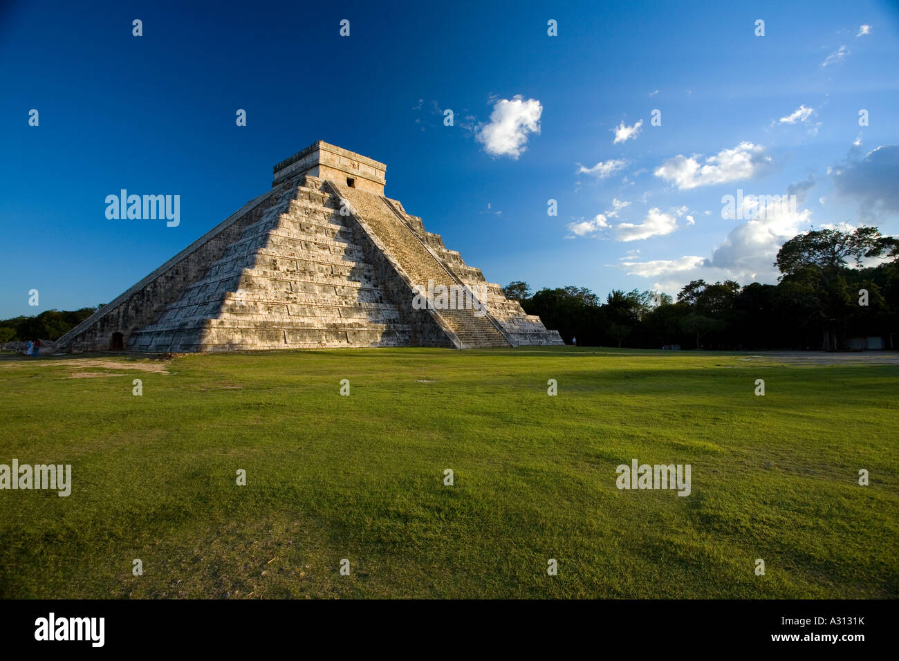 El Castillo the large Pyramid at the ruined Mayan city of Chichen Itza ...