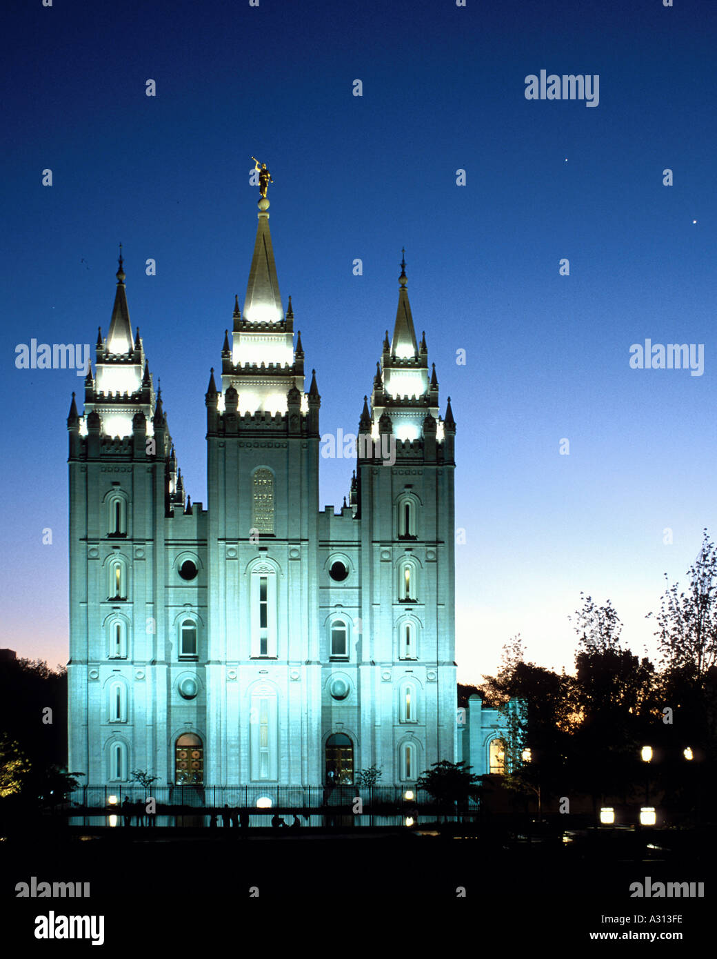 Mormon Tabernacle At Night