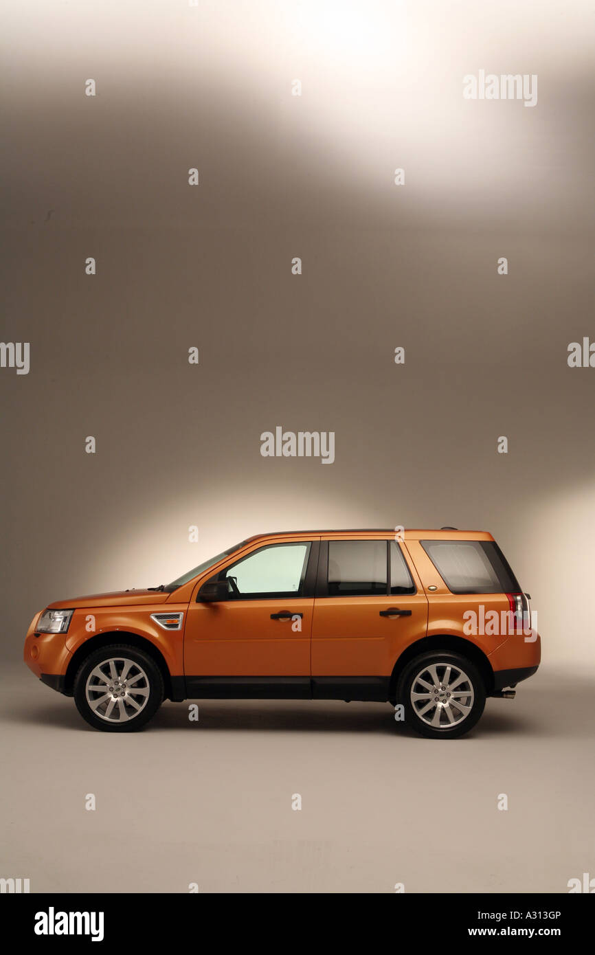 UK Manufacturer,New 06 Landrover Freelander Stock Photo - Alamy