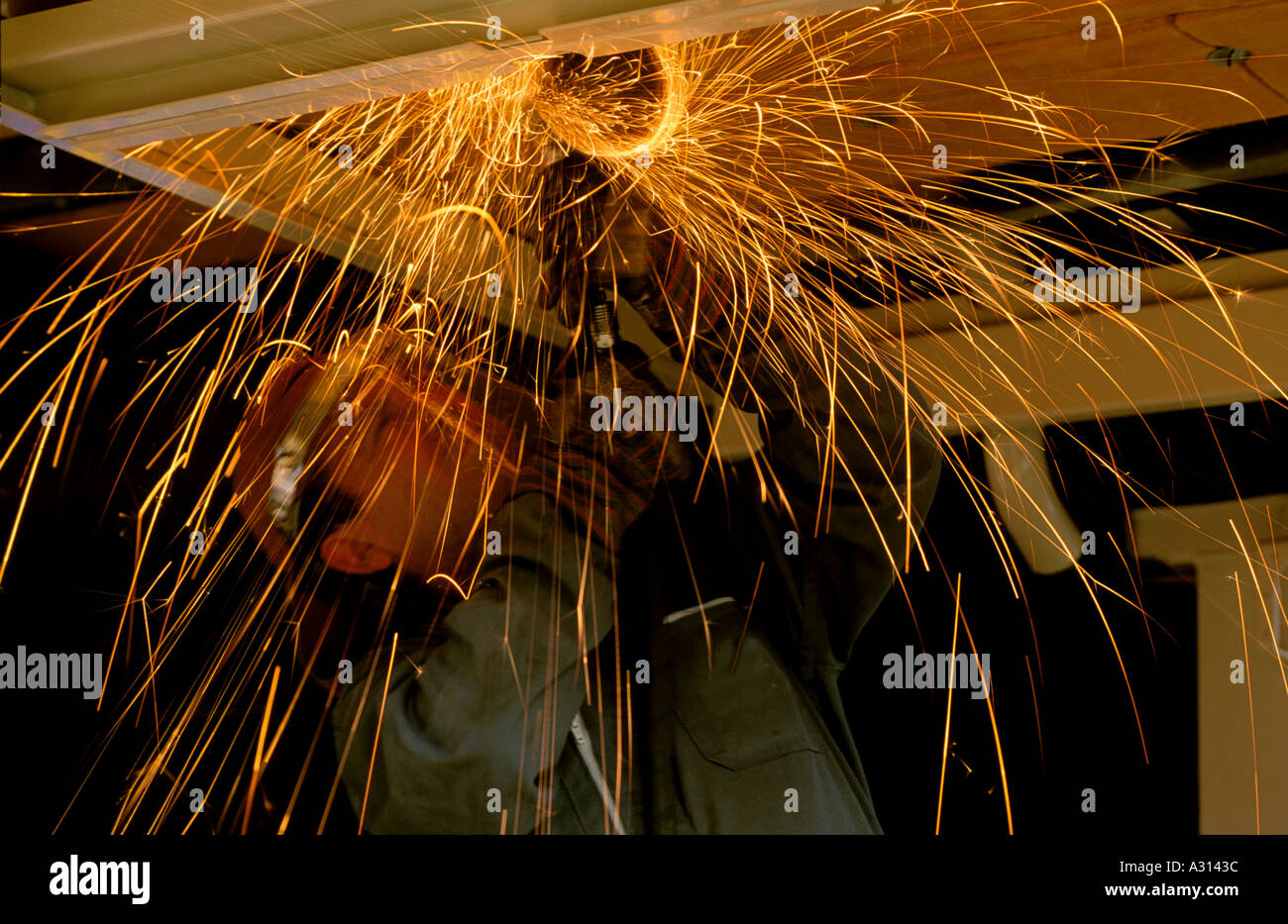 Metal filing hi-res stock photography and images - Alamy